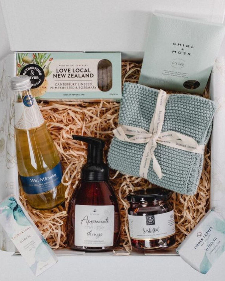 Luxury Gift Boxes and hampers delivered New Zealand wide. – Box and Bow