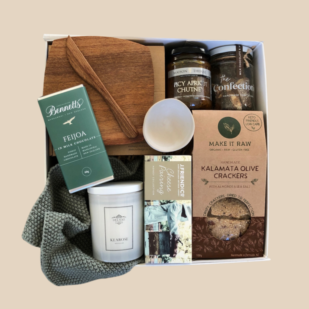 Luxury Gift Boxes and hampers delivered New Zealand wide. – Box and Bow